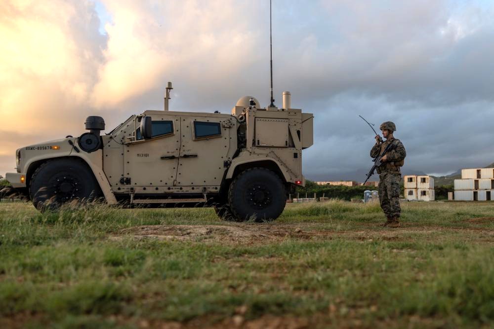 WarWheels.Net- M1278/M1279/M1280/M1281 Joint Light Tactical Vehicle (JLTV) / Light Combat ...